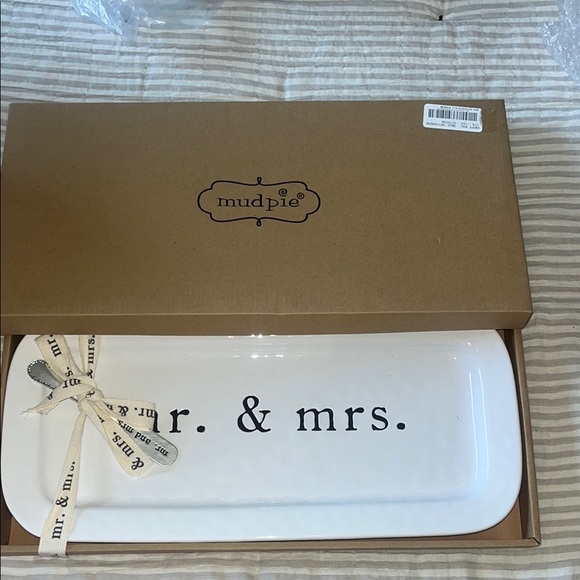 Mud Pie | Dining | Mud Pie White Mr Mrs Serving Tray | Poshmark